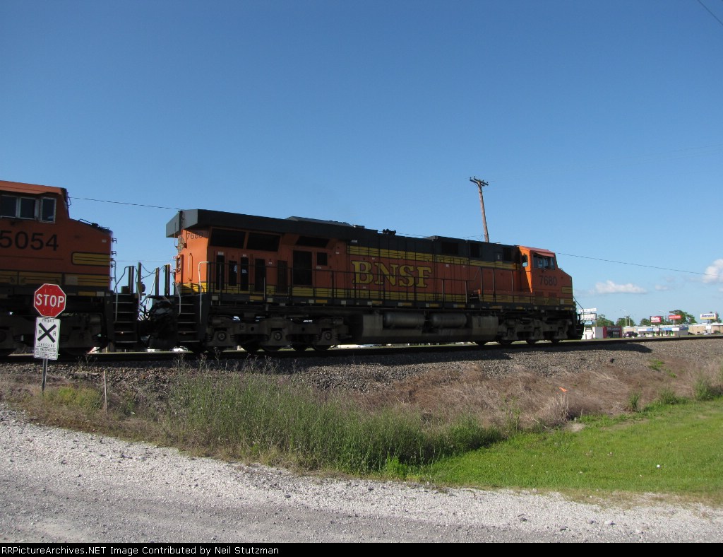 BNSF 7680